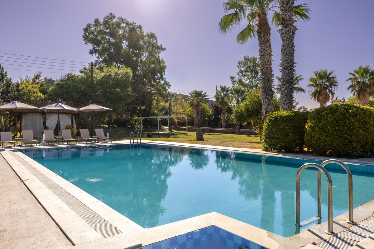 Leone Giota - Villa Select