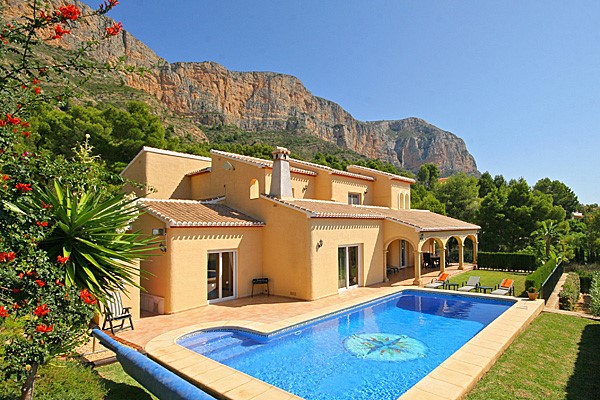 Spain Villas with heated pool - Villa Select